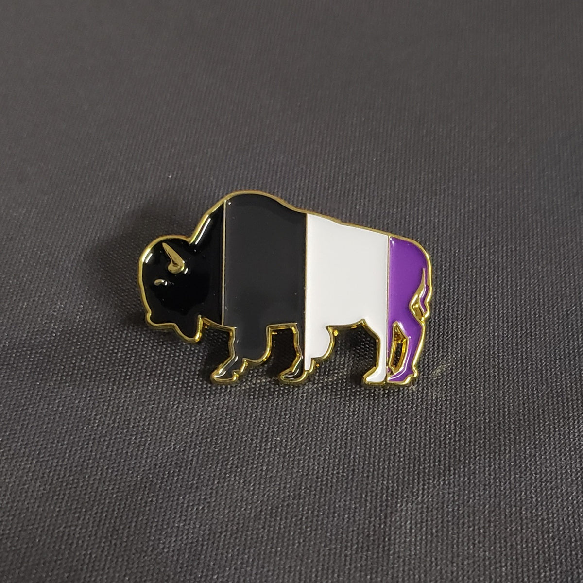 Rainbow Buffalo Pin | Sioux Falls Pride